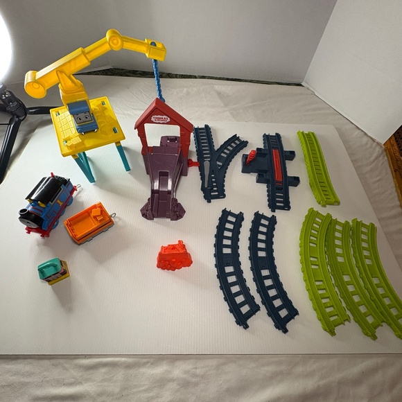 Mattel | Toys | Motorized Thomas Friends Fix Em Up Train Track Set ...
